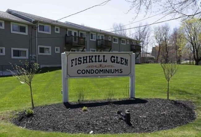 10 Fishkill Glen Dr - 10 Fishkill Glen Dr Fishkill NY 12524 | Apartment ...