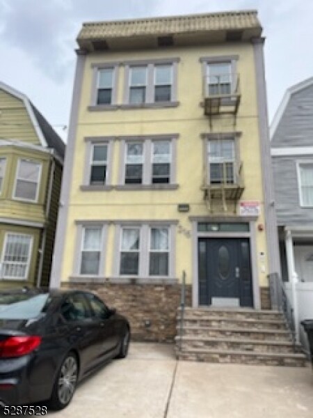 215 Sylvan Ave - 215 Sylvan Ave Newark NJ 07104 | Apartment Finder
