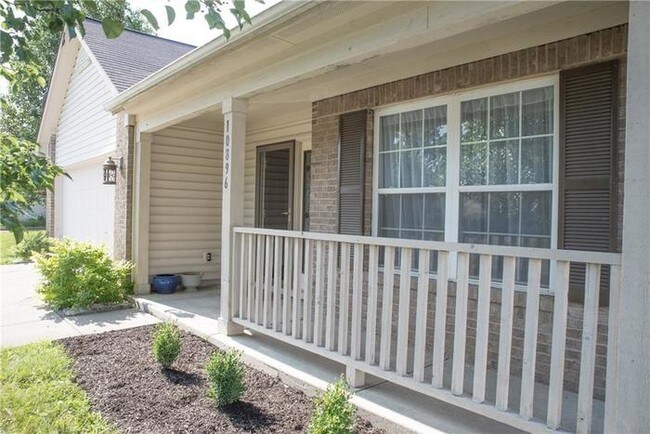 PENDING-Charming Ranch in Brownsburg! - 10896 Riverwood Blvd ...