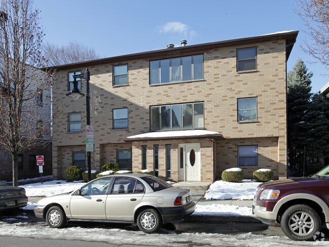 141 Park Ave - 141 Park Ave East Rutherford NJ 07073 | Apartment Finder