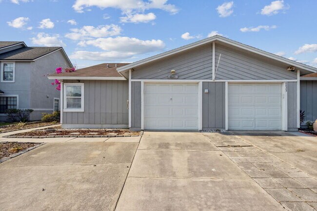 8821 Ivey Rd - 8821 Ivey Rd Jacksonville FL 32216 | Apartment Finder