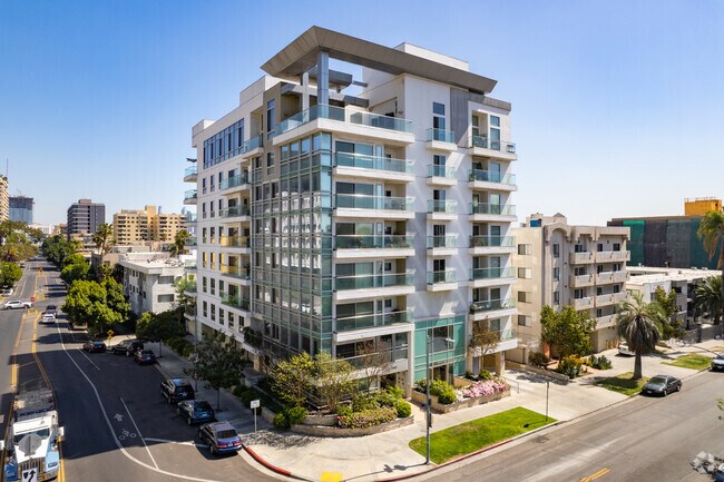 Serrano Palace Tower - 702 S Serrano Ave Los Angeles CA 90005 ...