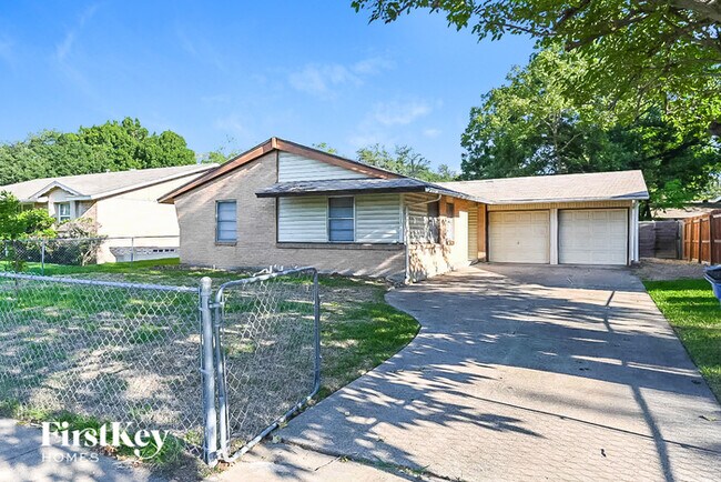 2627 Gross Rd - 2627 Gross Rd Dallas TX 75228 | Apartment Finder