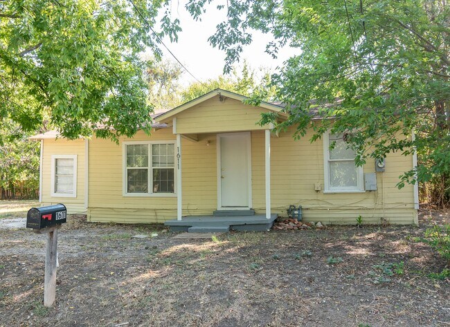 1611 Clark- House - 1611 Clark St Greenville TX 75401 | Apartment Finder