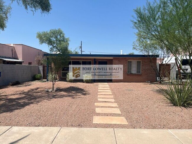 SFH 3 bed 2 bath washer/dryer in Sam Hughes! - 2309 E 7th St Tucson AZ ...