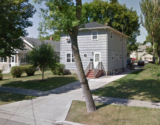 1134 11th St N - 1134 11th St N Fargo ND 58102 | Apartment Finder
