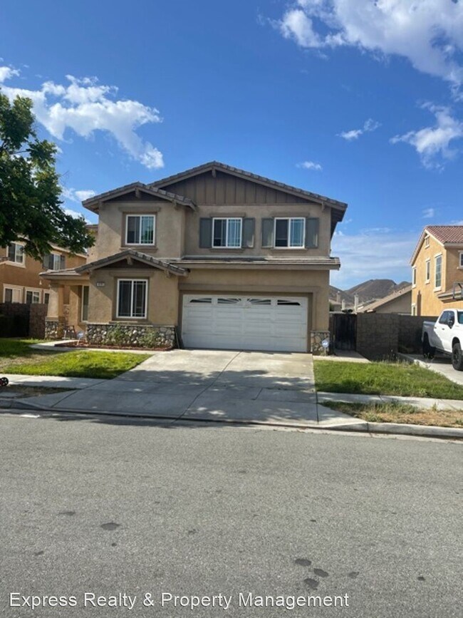 5 br, 3 bath House - 4695 Shasta Blue Ln - 4695 Shasta Blue Ln Hemet CA ...