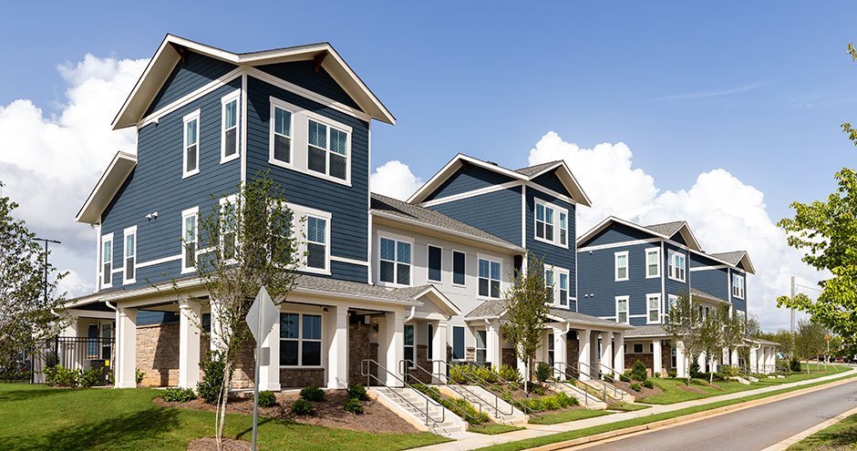 Promenade at Newnan Crossing Apartments - 1450 Newnan Crossing Blvd E ...