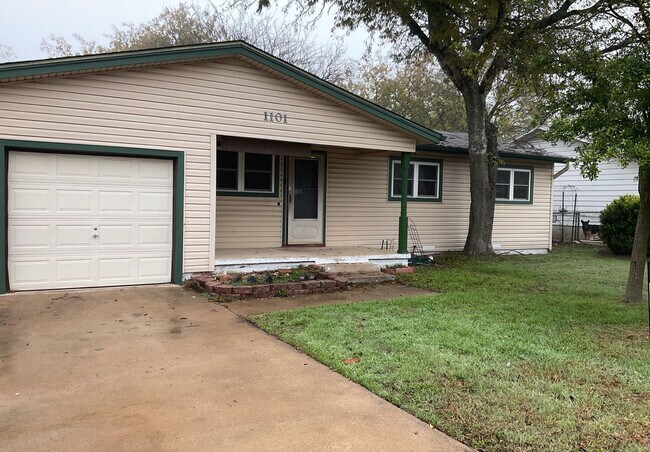 NEW IN MANAGEMENT - AVAILABLE NOW! - 1101 S 23rd St Copperas Cove TX ...