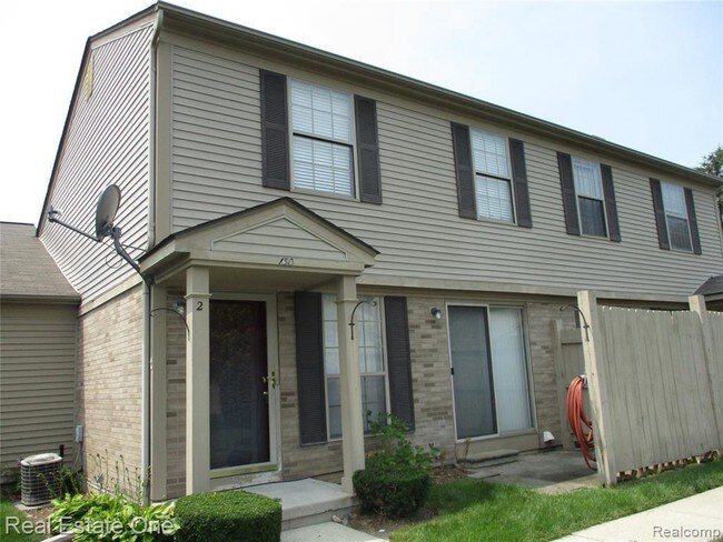 130 Pine Tree Ridge - 130 Pine Tree Ridge Waterford Township MI 48327 ...