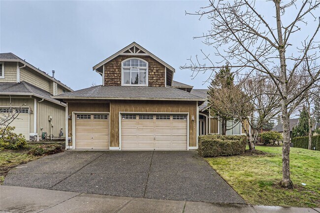 Seamless Living: Your Perfect Retreat Awai... - 1008 233rd Pl NE ...