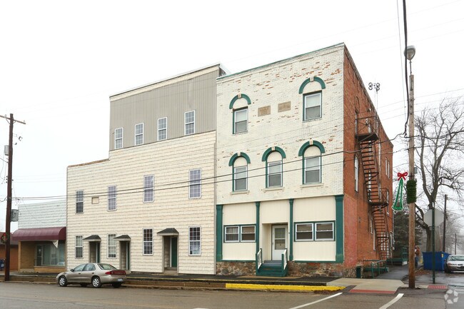 100-104 W Main St - 100-104 W Main St North Adams MI 49262 | Apartment ...
