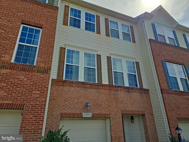 22616 Parkland Farms Terrace - 22616 Parkland Farms Terrace Broadlands ...