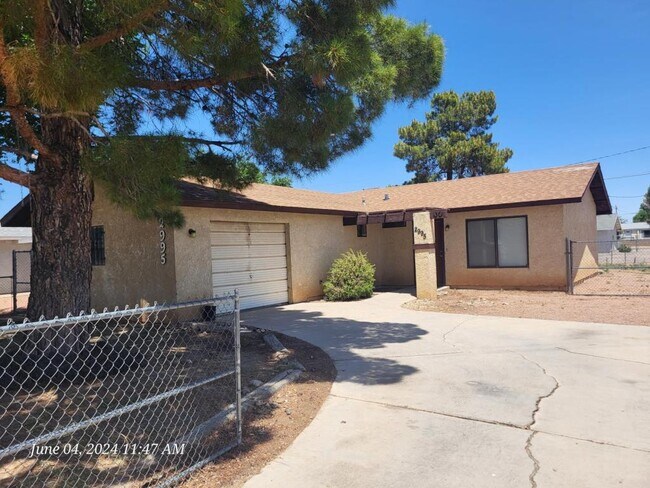 2995 McVicar Ave - 2995 E McVicar Ave Kingman AZ 86409 | Apartment Finder