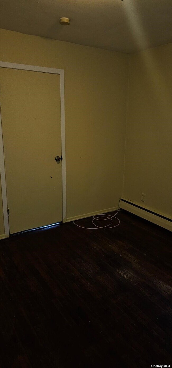 180 Wellington St - 180 Wellington St Hempstead NY 11550 | Apartment Finder