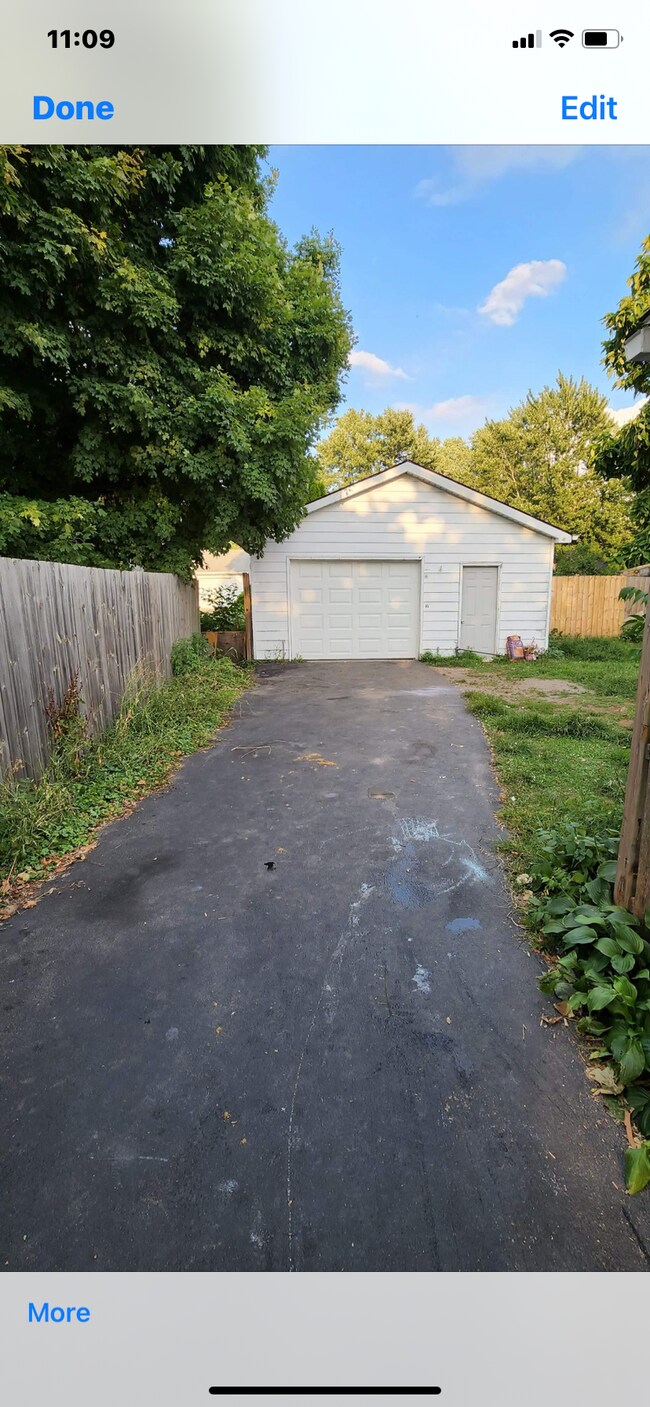 247 S College Dr - 247 S College Dr Bowling Green OH 43402 | Apartment ...