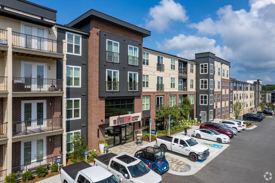 Fieldhouse Apartments - 44 Braves Ave Lawrenceville GA 30043 ...