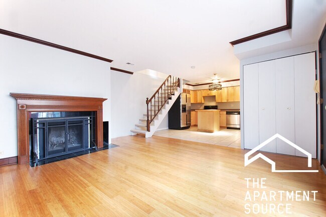 744 W Gordon Terrace - 744 W Gordon Terrace Chicago IL 60613 ...