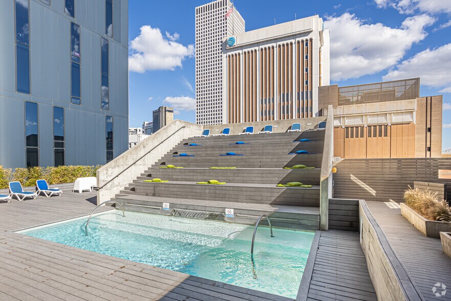 930 Poydras Apartments - 930 Poydras St New Orleans LA 70112 ...