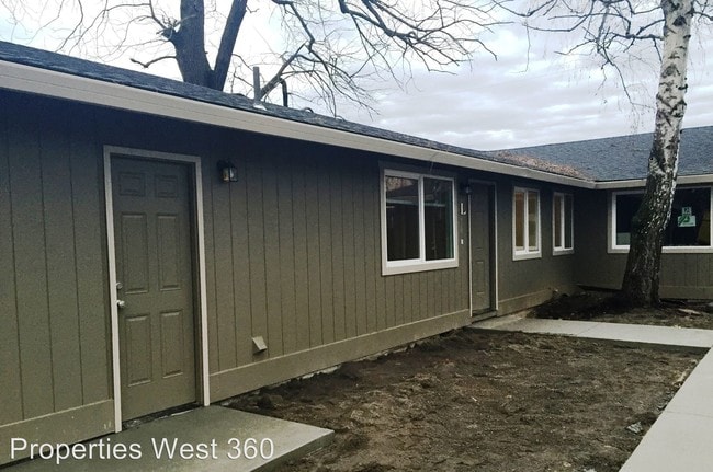 2909 Fruit Valley Rd - 2909 Fruit Valley Rd Vancouver WA 98660 ...