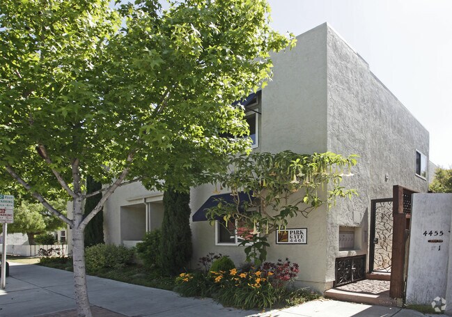 Park Gate - 4461 Park Blvd San Diego CA 92116 | Apartment Finder