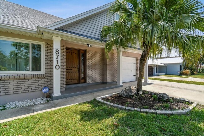 8710 Thornwood Lane - 8710 Thornwood Ln Tampa FL 33615 | Apartment Finder