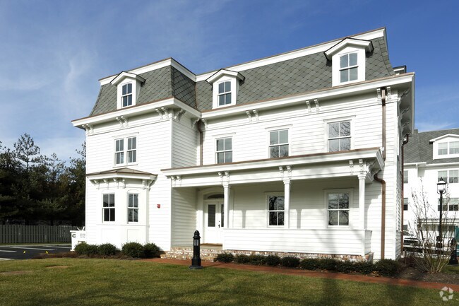 Fortune Square - 92 Drs James Parker Blvd Red Bank NJ 07701 | Apartment ...