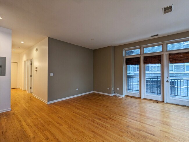 905 N Howe St - 905 N Howe St Chicago IL 60610 | Apartment Finder