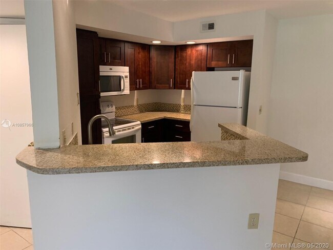 12870 Vista Isles Dr - 12870 Vista Isles Dr Plantation FL 33325 ...