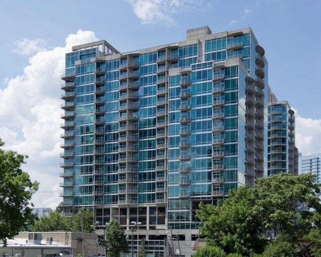 Corner unit 1 bed 1 bath Condo at Metropol... - 943 Peachtree St NE ...