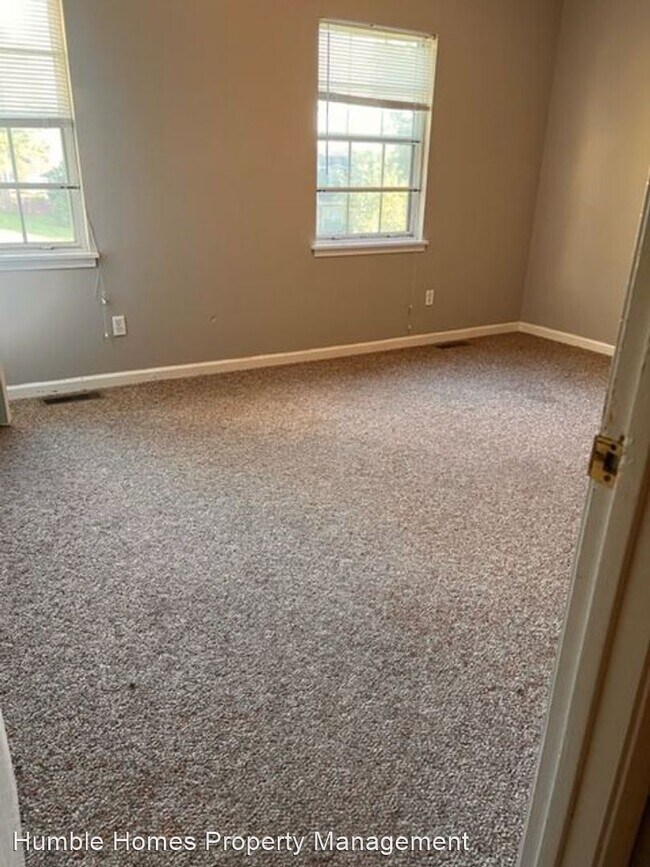 2 br, 1.5 bath House - 132 Pebble Court - 132 Pebble Ct Bowling Green ...