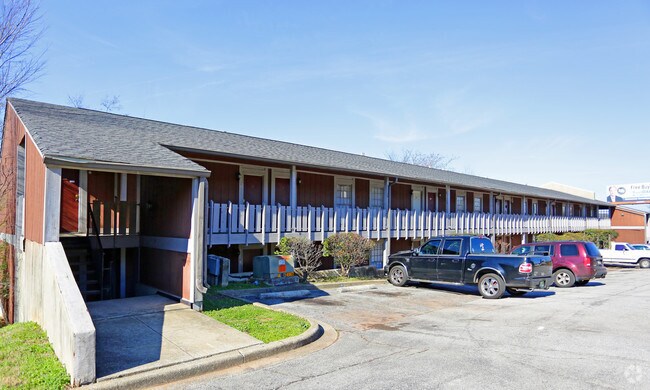 Red Top Apartments - 2418 Green Springs Hwy Birmingham AL 35209 ...