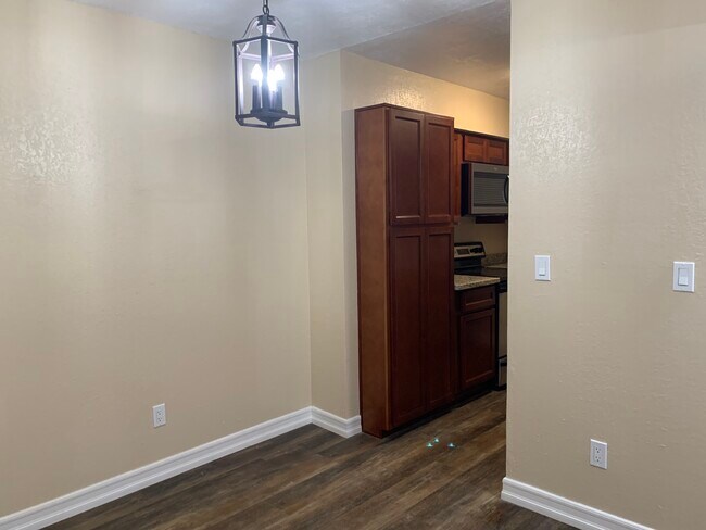 6239 Riverside Blvd - 6239 Riverside Blvd Sacramento CA 95831 ...