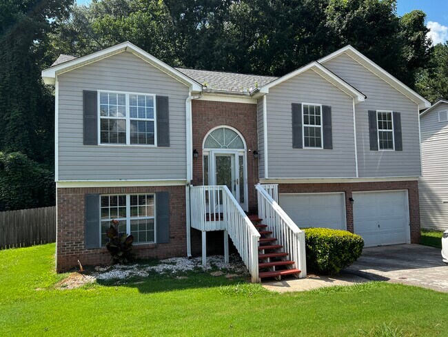 2195 Clayton Ridge - 2195 Clayton Ridge Lithonia GA 30058 | Apartment ...