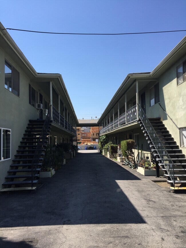4337 Toland Way - 4337 Toland Way Los Angeles CA 90041 | Apartment Finder