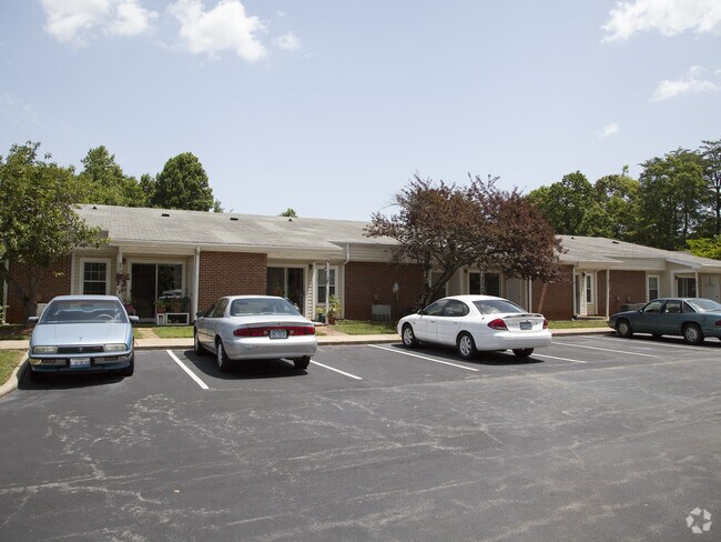 Westhampton Apartments - 1015 Airport Rd Mebane NC 27302 | Apartment Finder