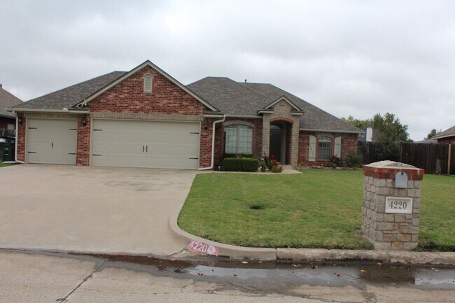 Spring Move In Special!! $150 off first m... - 4220 Lamar Dr Del City ...