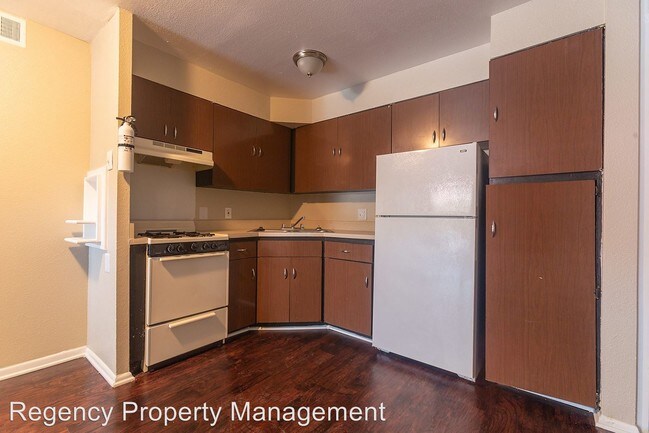 4300 Fredericksburg Rd - 4300 Fredericksburg Rd Balcones Heights TX ...