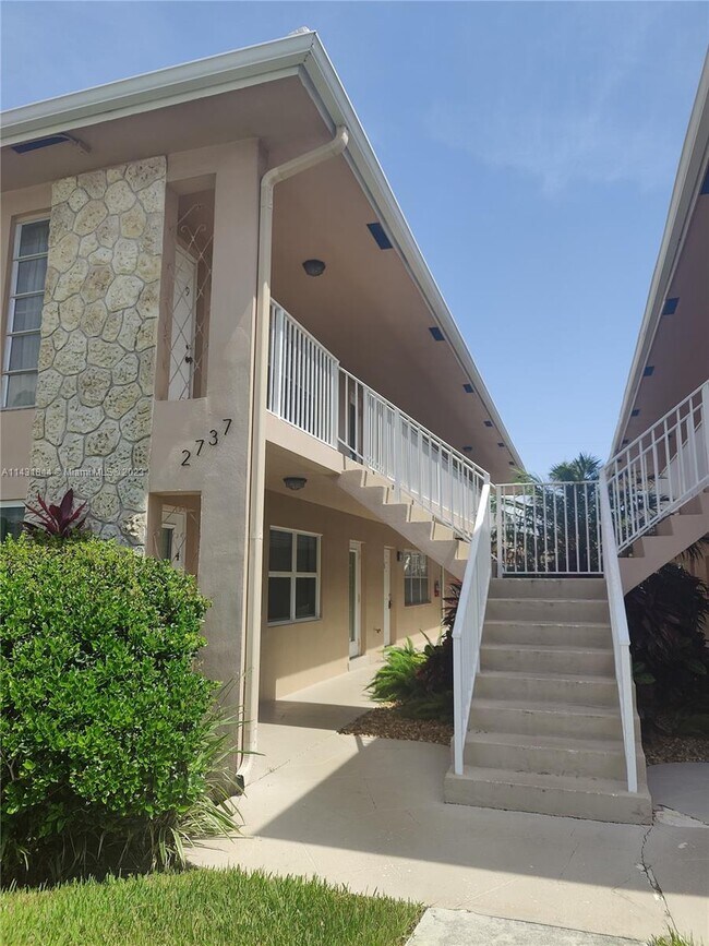 2737 NE 28th St - 2737 NE 28th St Lighthouse Point FL 33064 | Apartment ...