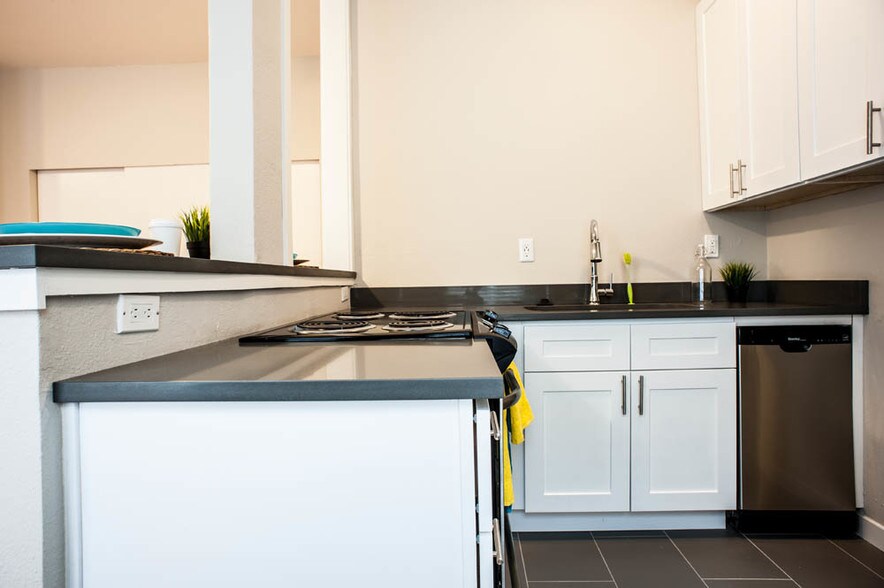 100 On 6th 100 6th Ave S Seattle WA 98104 Apartment Finder 100 On 6th 100 6th Ave S Seattle WA 98104 Apartment Finder