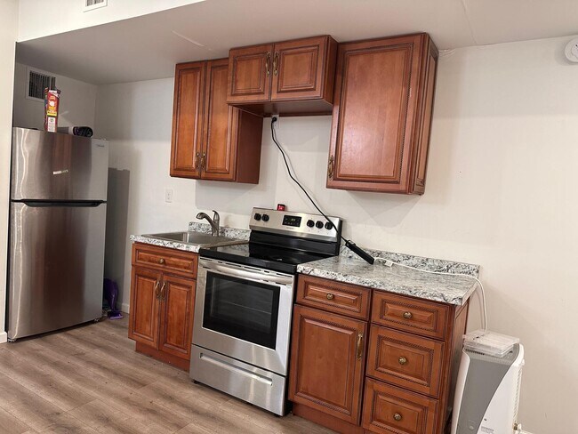 460 Chester St - 460 Chester St Uniondale NY 11553 | Apartment Finder