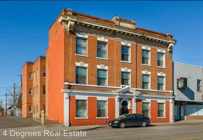 1221 N Monroe St - 1221 N Monroe St Spokane WA 99201 | Apartment Finder