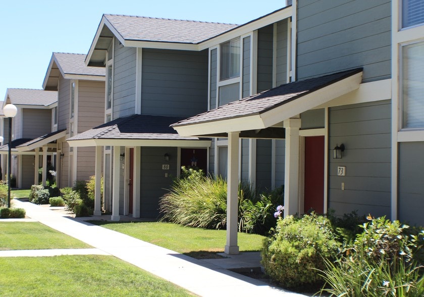 Del Pine Terrace - 4301 Belle Ter Bakersfield CA 93309 | Apartment Finder