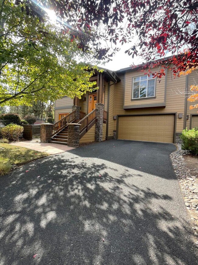 NW Bend Charming 3 Bedroom House Near Awbr... - 2661 NW Havre Ct Bend OR 97703 | Apartment Finder