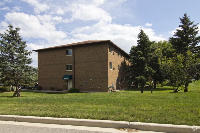 Marian Housing Center - 4105 Spring St Racine WI 53405 | Apartment Finder