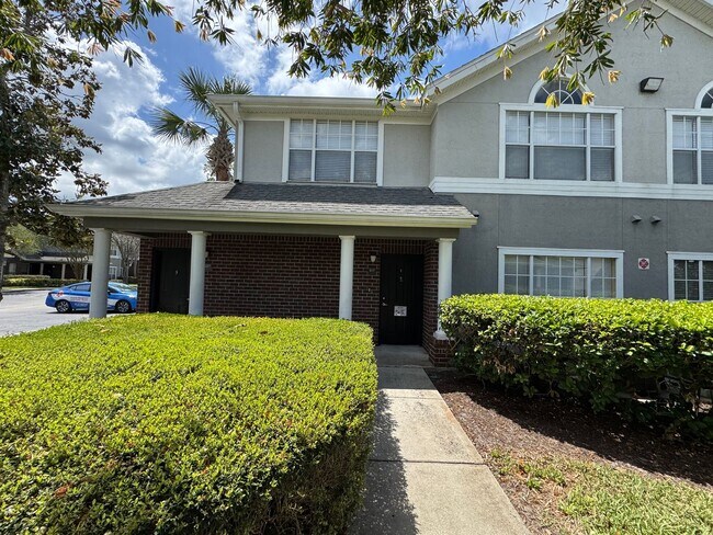 Beautiful 1 Bedroom, 1 Bath Unit in Herita... - 11802 Meadow Branch Dr ...