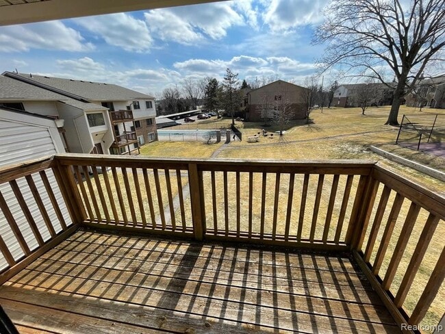 30042 W 12 Mile Rd - 30042 W 12 Mile Rd Farmington Hills MI 48334 ...