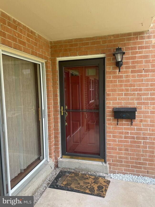 208 Old Forge Crossing - 208 Old Forge Crossing Devon PA 19333 ...