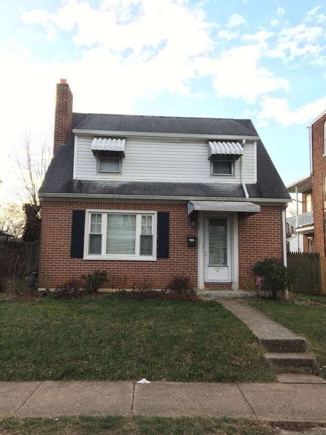 2 br, 1 bath House - 814 W LOCUST ST - 814 W Locust St York PA 17401 ...