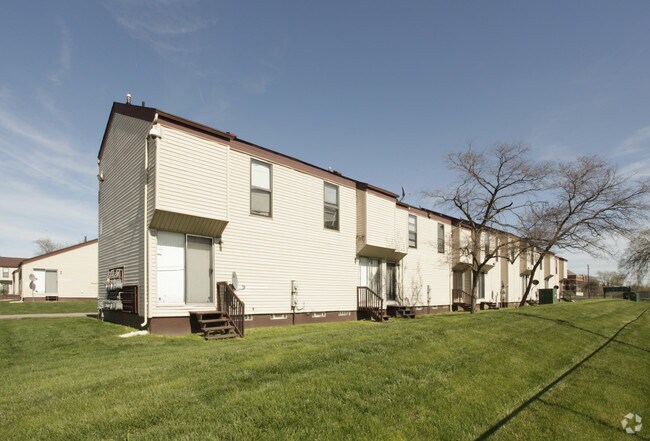 Fairview Manor - 3568 Fairview St Detroit MI 48214 | Apartment Finder
